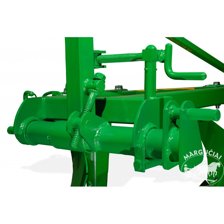 Plūgai mini traktoriukams "Farmostal" su 20 cm užgriebio pločiu ...